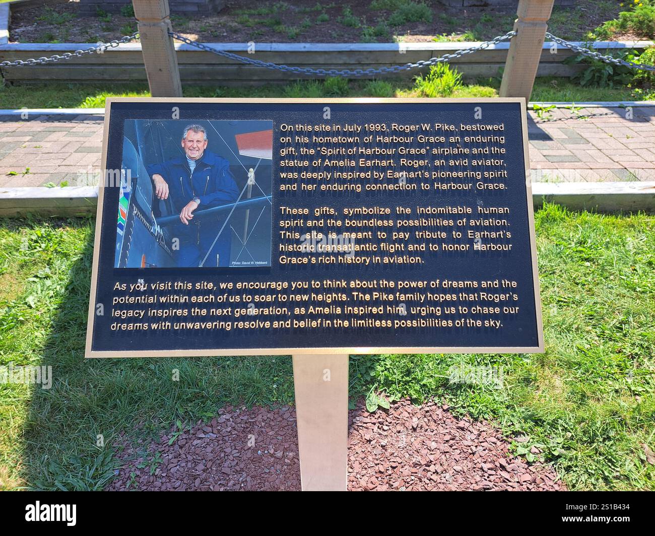 Roger W. Pike Spirit of Harbour Grace DC-3 and statue of Amelia Earhart ...