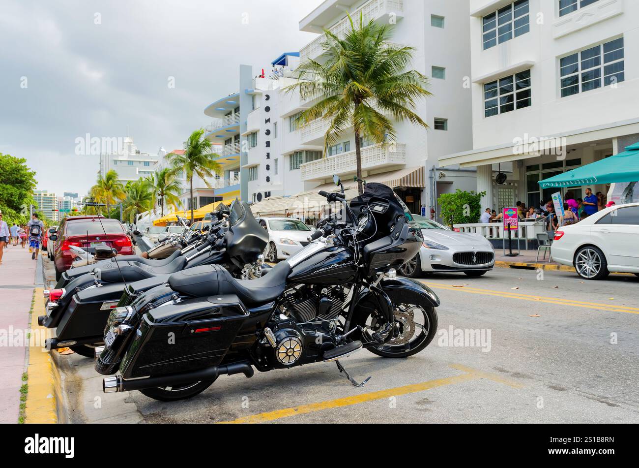 Motorcycles parked along ocean dr street south Miami beach Stock Photo ...