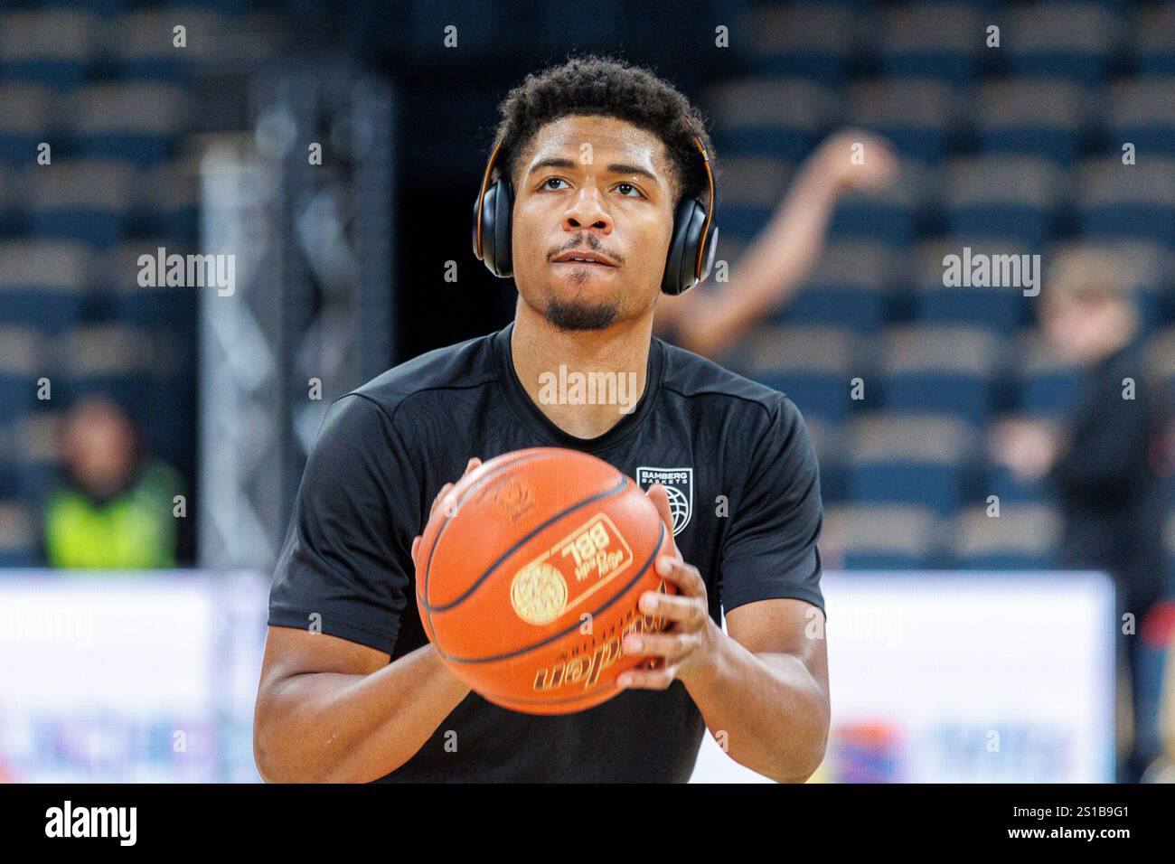 Bamberg, Deutschland. 02nd Jan, 2025. Noah Locke (Bamberg Baskets, #01 ...