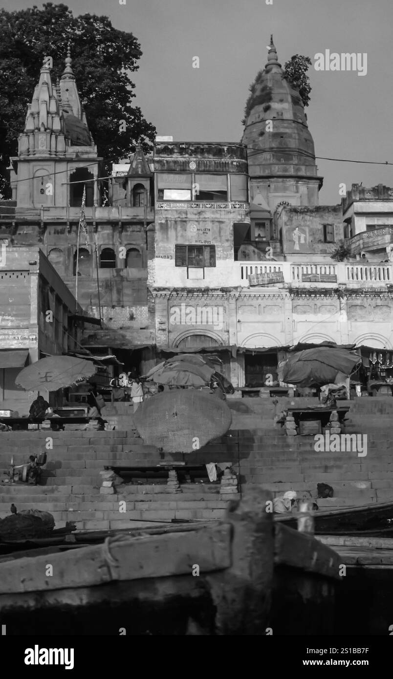 Dashashwamedh Ghat in varanasi during december 1990 Stock Photo - Alamy