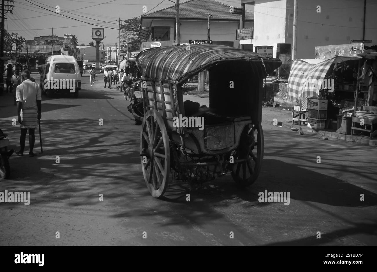 Traffic on a indian street in the year 1990 Stock Photo - Alamy