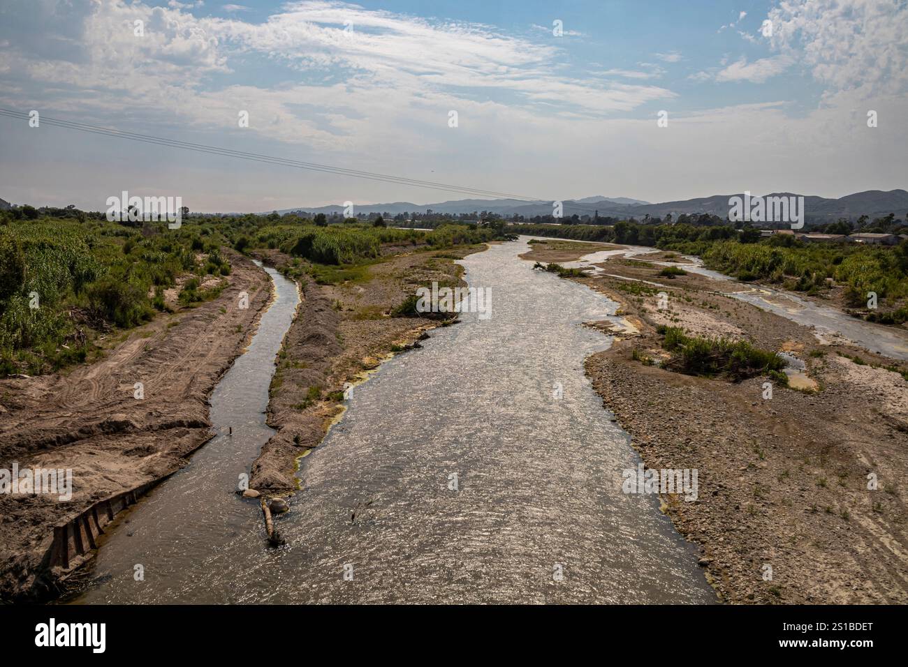Santa Clara River, Santa Paula, California Stock Photo - Alamy