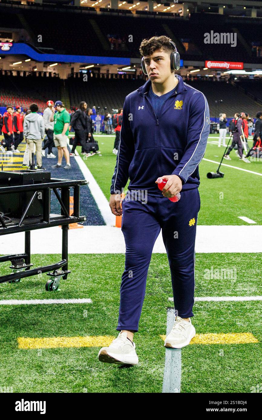 New Orleans, Louisiana, USA. 02nd Jan, 2025. Notre Dame linebacker ...