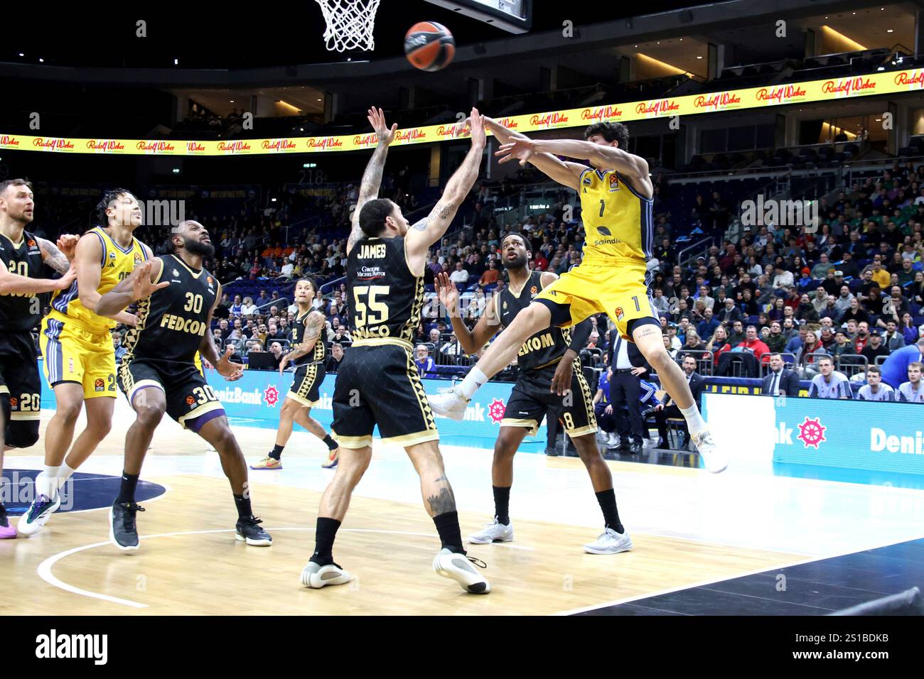 Berlin, Deutschland. 02nd Jan, 2025. 02.01.2025, EuroLeague, ALBA vs ...