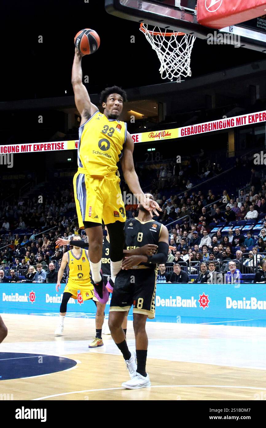 Berlin, Deutschland. 02nd Jan, 2025. 02.01.2025, EuroLeague, ALBA vs ...