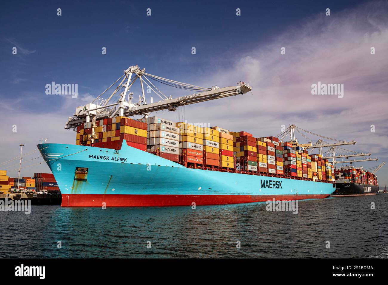 Container loading cranes san hi-res stock photography and images - Alamy