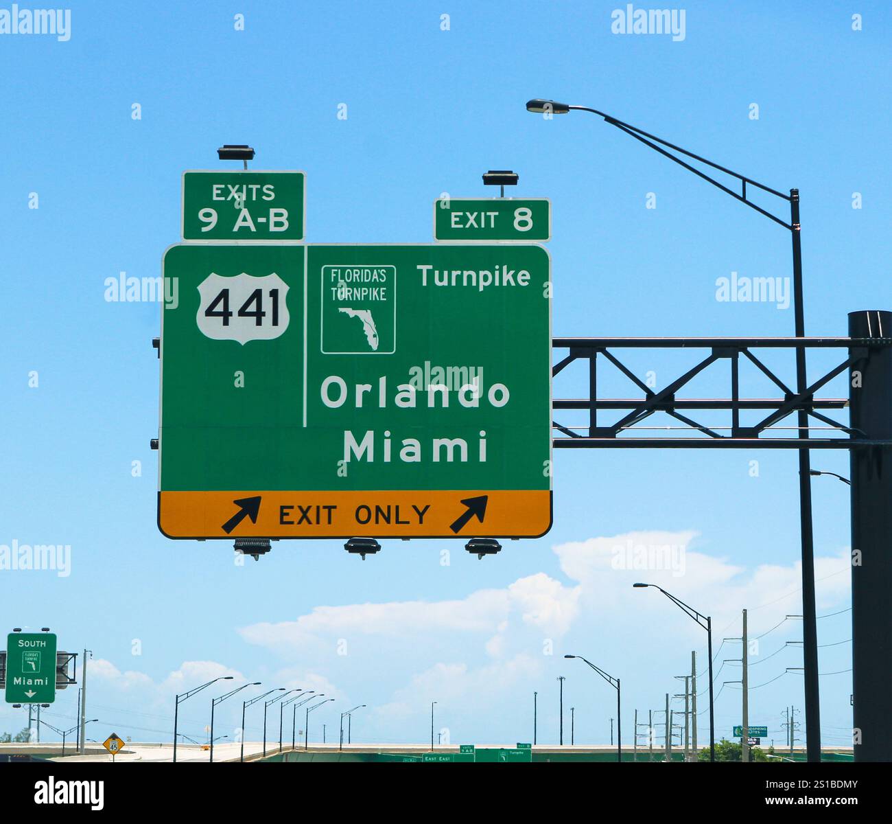 Schild miami hi-res stock photography and images - Alamy