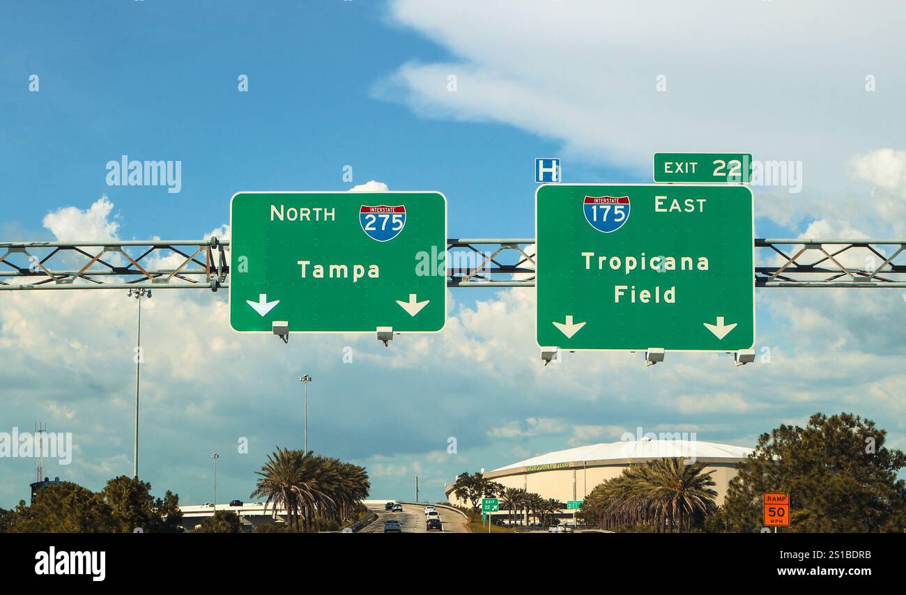 Wegweiser / Vorwegweiser / Richtungsschild auf der Interstate 275 ...