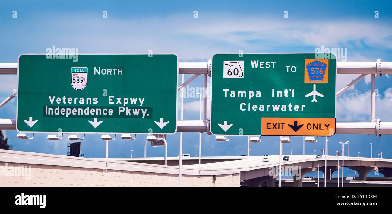 Veterans expwy hi-res stock photography and images - Alamy