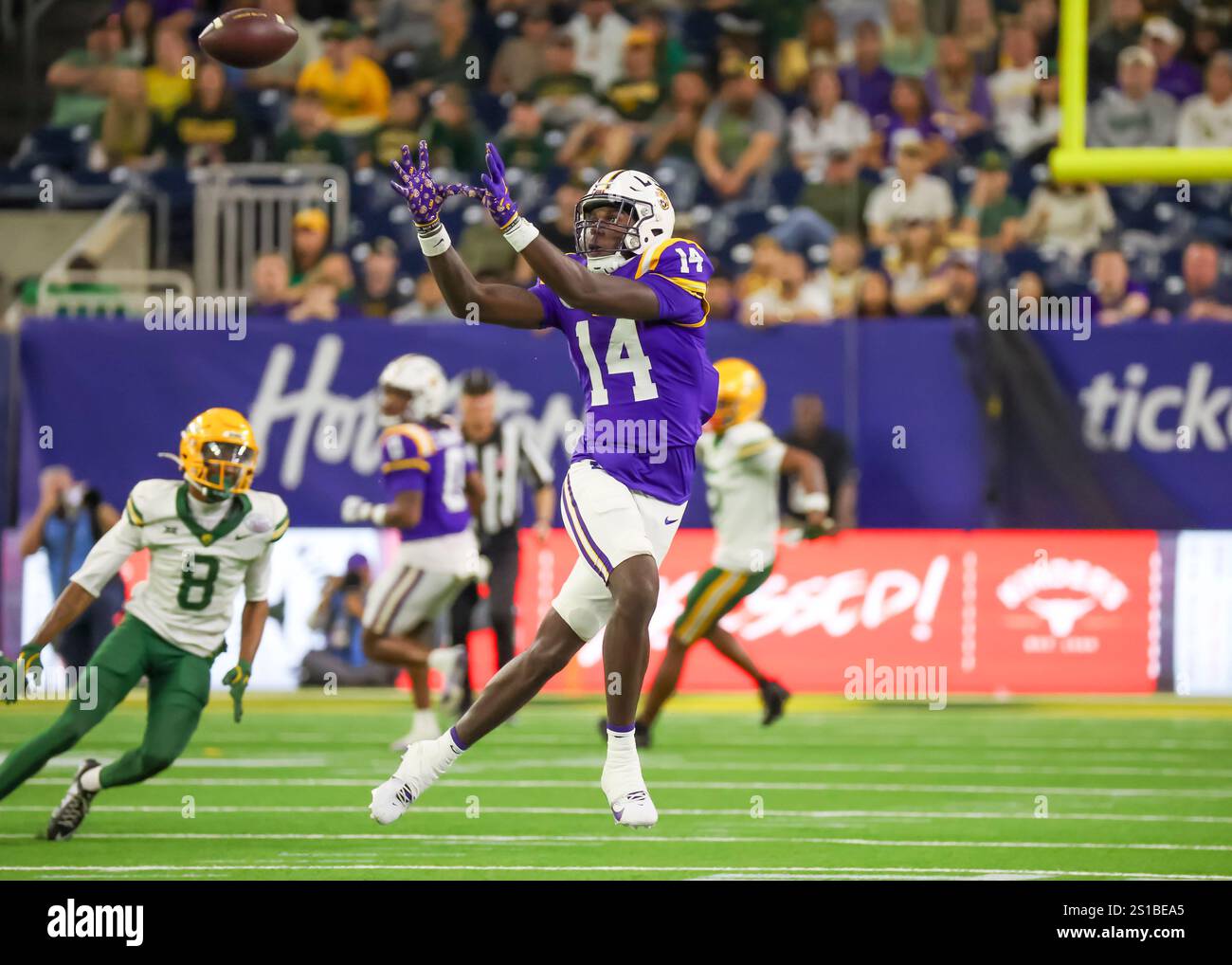 HOUSTON, TX - DECEMBER 31: LSU Tigers tight end Trey'Dez Green (14 ...