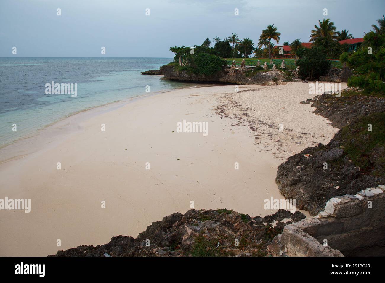 The beautiful tranquil beach at Club Amigo Guardalavaca resort hotel ...