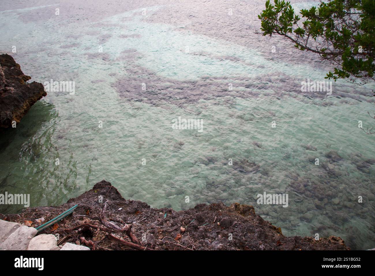 The beautiful tranquil beach at Club Amigo Guardalavaca resort hotel ...