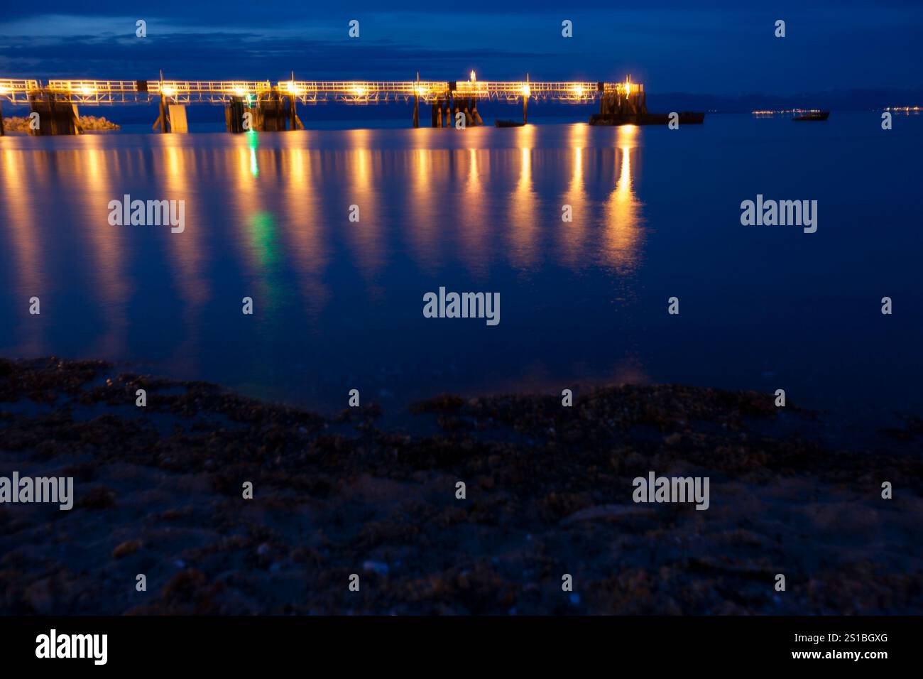 Dock scene at a british port hi-res stock photography and images - Alamy