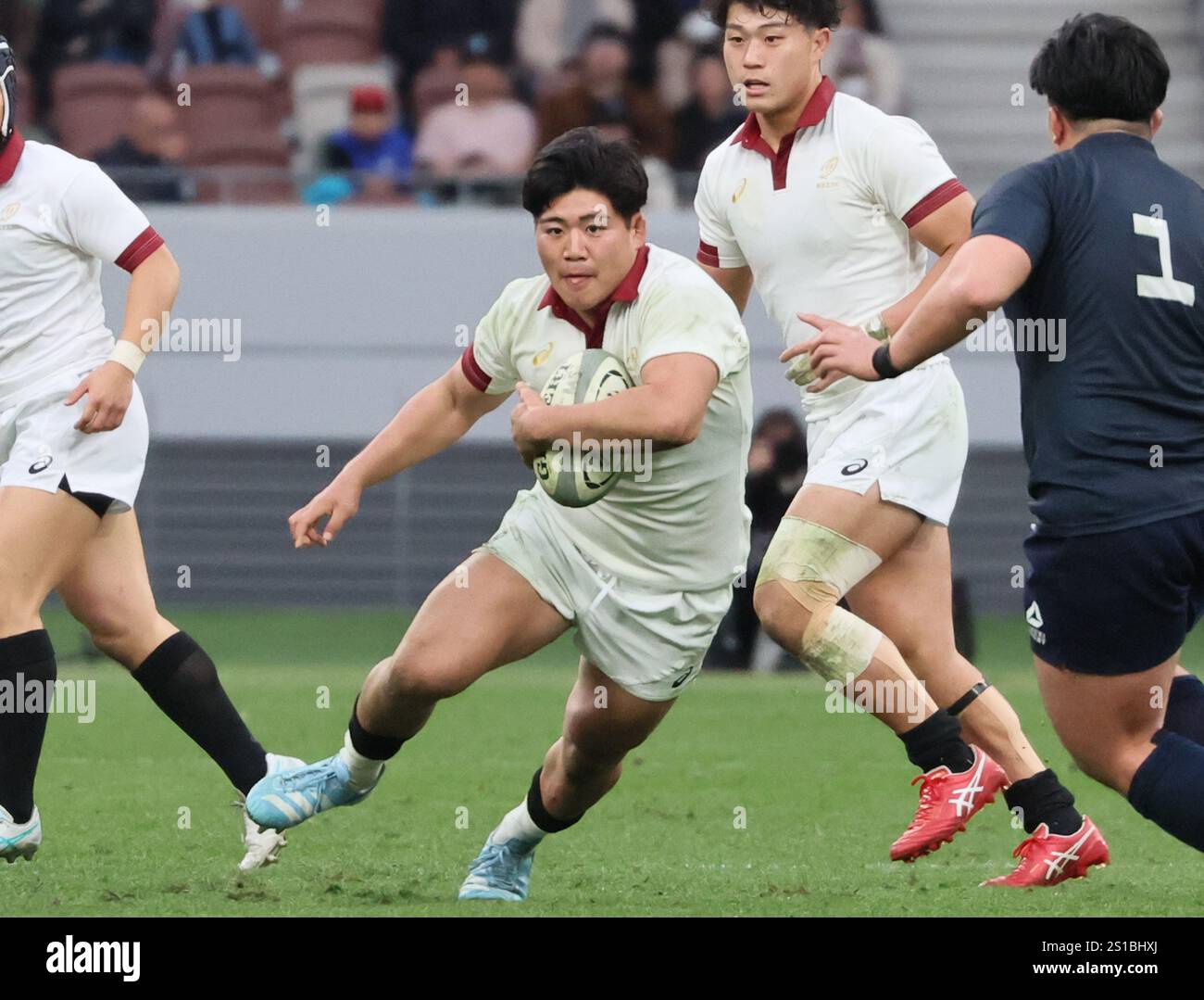 Tokyo, Japan. 2nd Jan, 2025. Waseda University hooker Kenji Sato ...