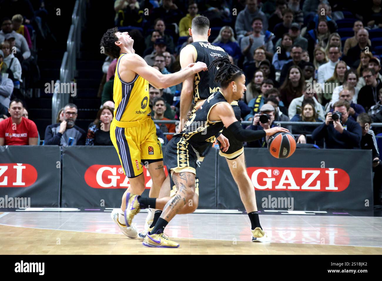 Berlin, Deutschland. 02nd Jan, 2025. 02.01.2025, EuroLeague, ALBA vs ...
