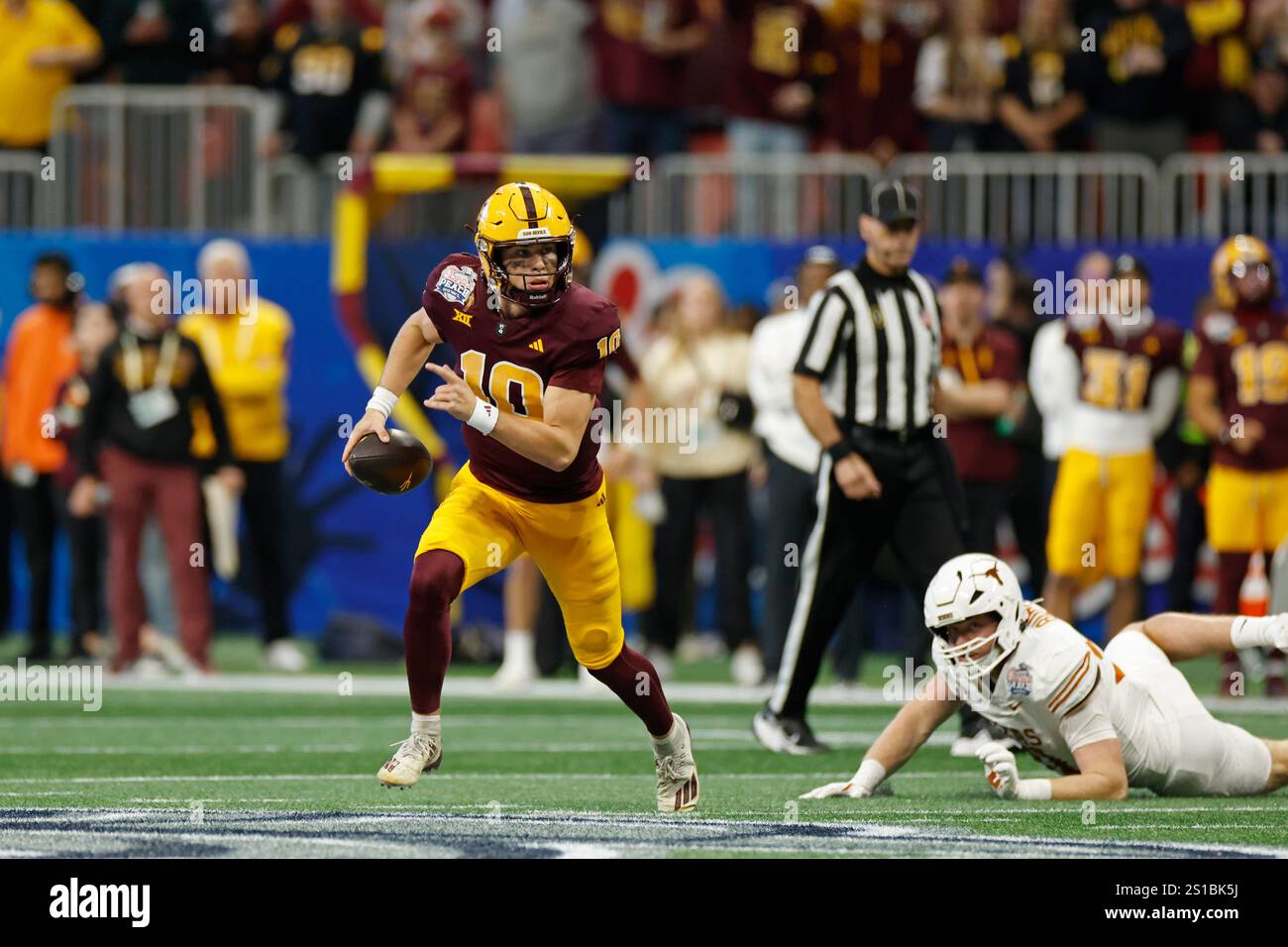 ATLANTA, GA - JANUARY 01: Quarterback Sam Leavitt #10 of the Arizona ...