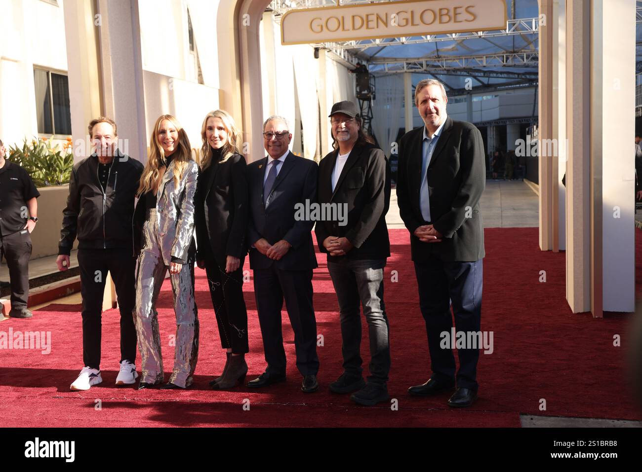 Beverly Hills, USA. 02nd Jan, 2025. Barry Adelman, Nikki Glaser, Helen ...