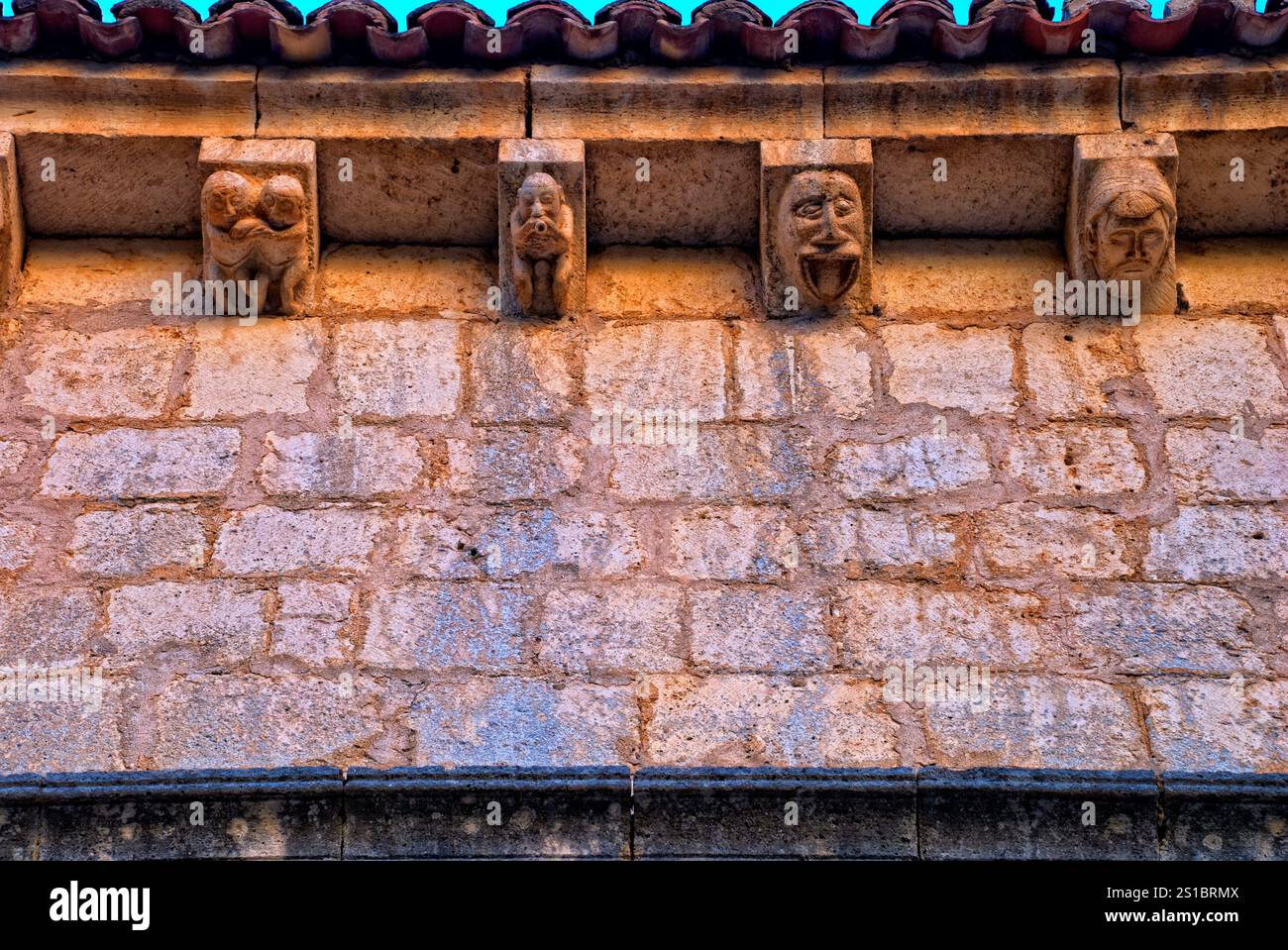 Cañon medieval hi-res stock photography and images - Alamy
