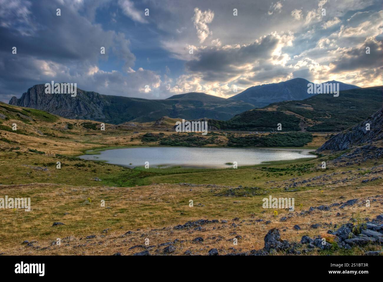 Isoba Lake. Puebla de Lillo. Montaña de Riaño y Mampodre Regional Park ...