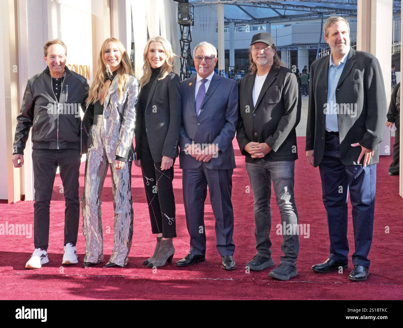Los Angeles, USA. 02nd Jan, 2025. (L-R) Barry Adelman, Nikki Glaser ...