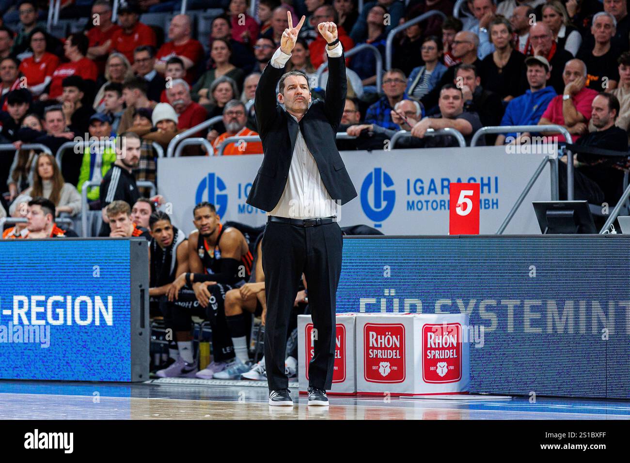 Bamberg, Deutschland. 02nd Jan, 2025. Ty Harrelson (ratiopharm Ulm ...