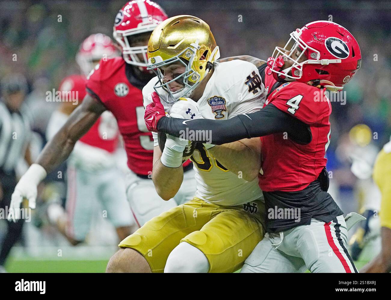 New Orleans, United States. 02nd Jan, 2025. Notre Dame tight end ...