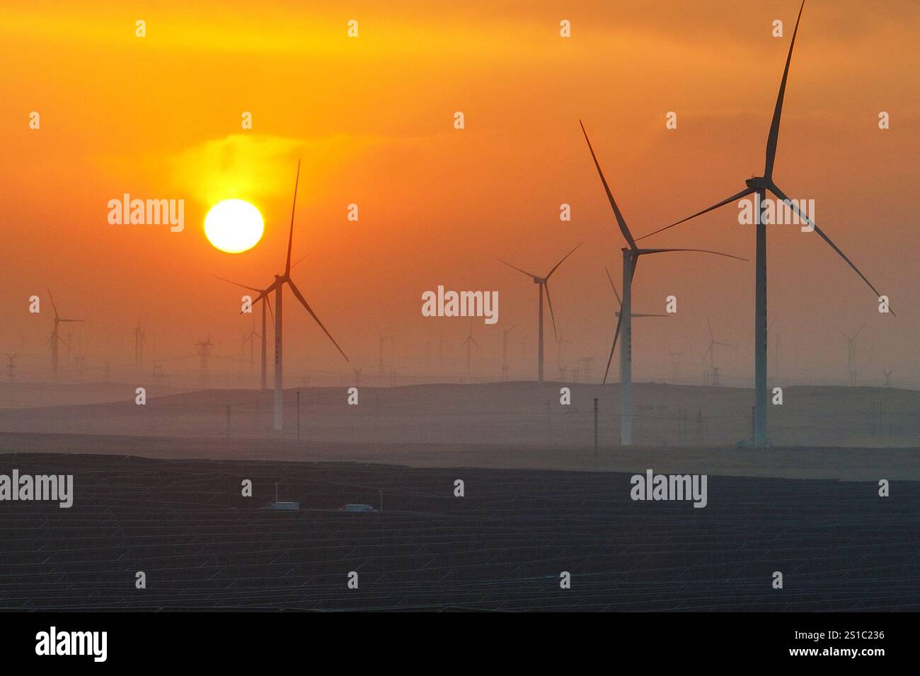 Yinchuan, China. 03rd Jan, 2025. Aerial photo of the 2 million kilowatt ...