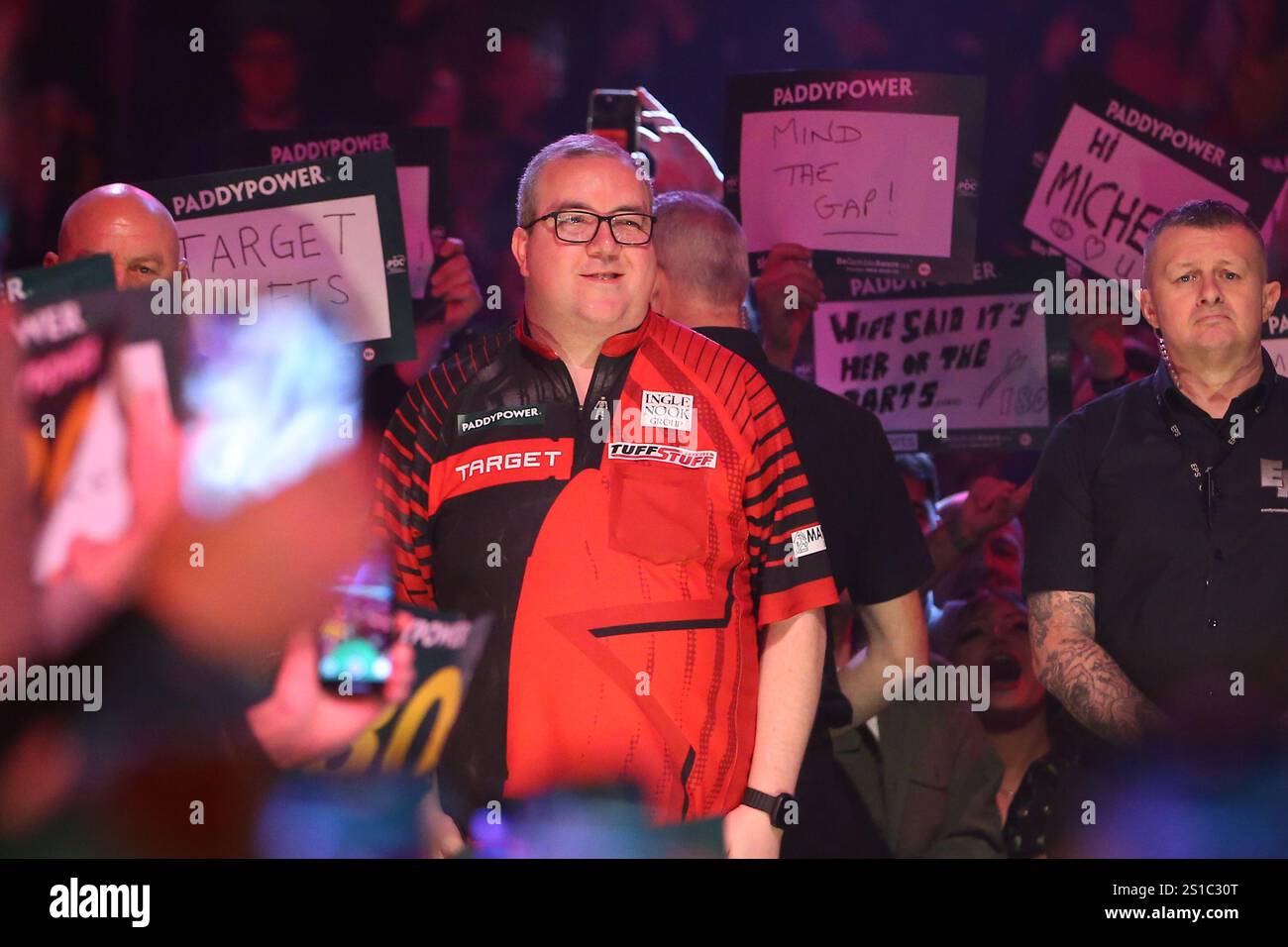 Alexandra Palace, London, UK. 2nd Jan, 2025. 2024/25 PDC Paddy Power ...