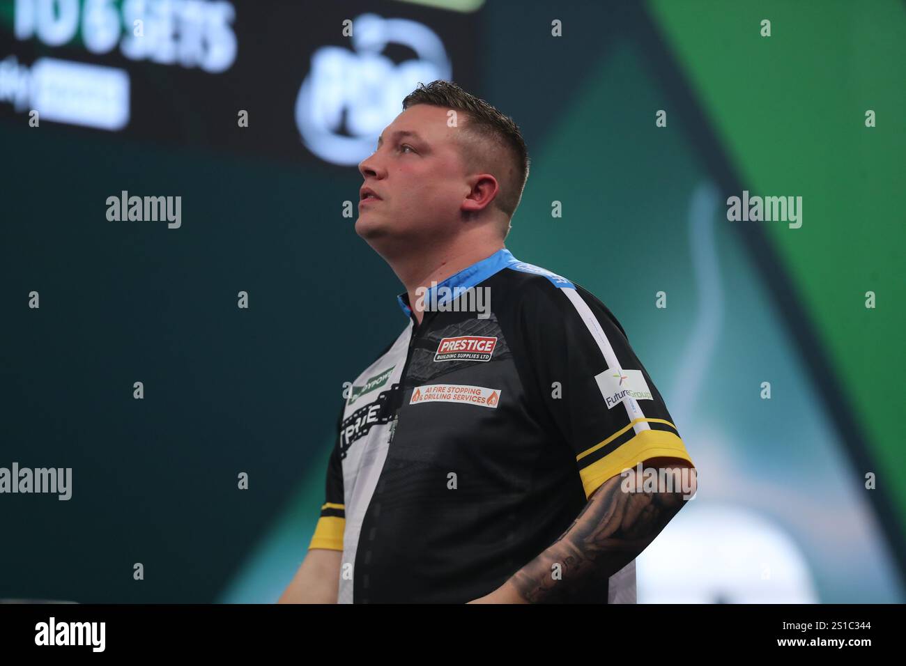 2nd January 2025, Alexandra Palace, London, England; 2024/25 PDC Paddy ...