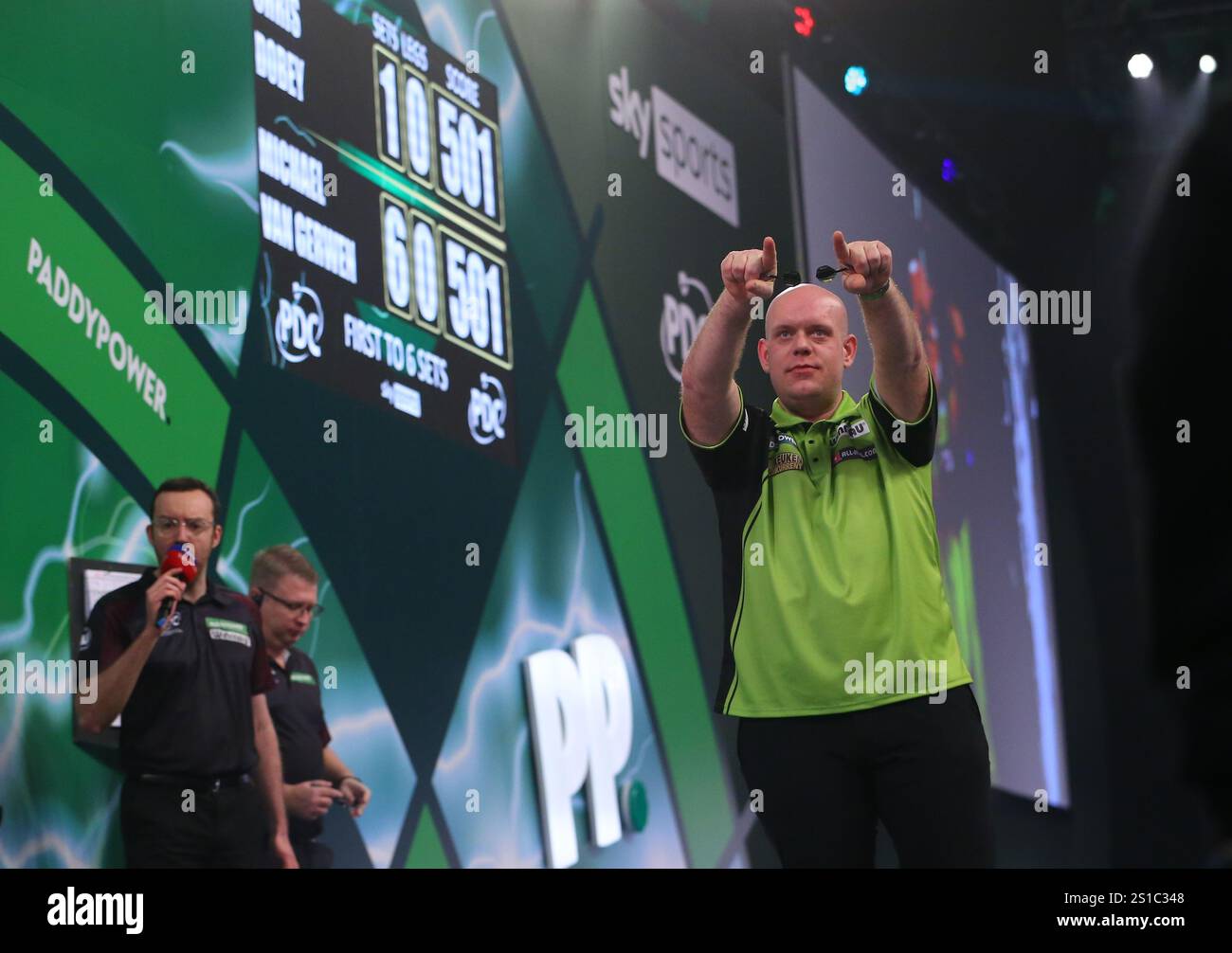 Alexandra Palace, London, UK. 2nd Jan, 2025. 2024/25 PDC Paddy Power World Darts Championships ...