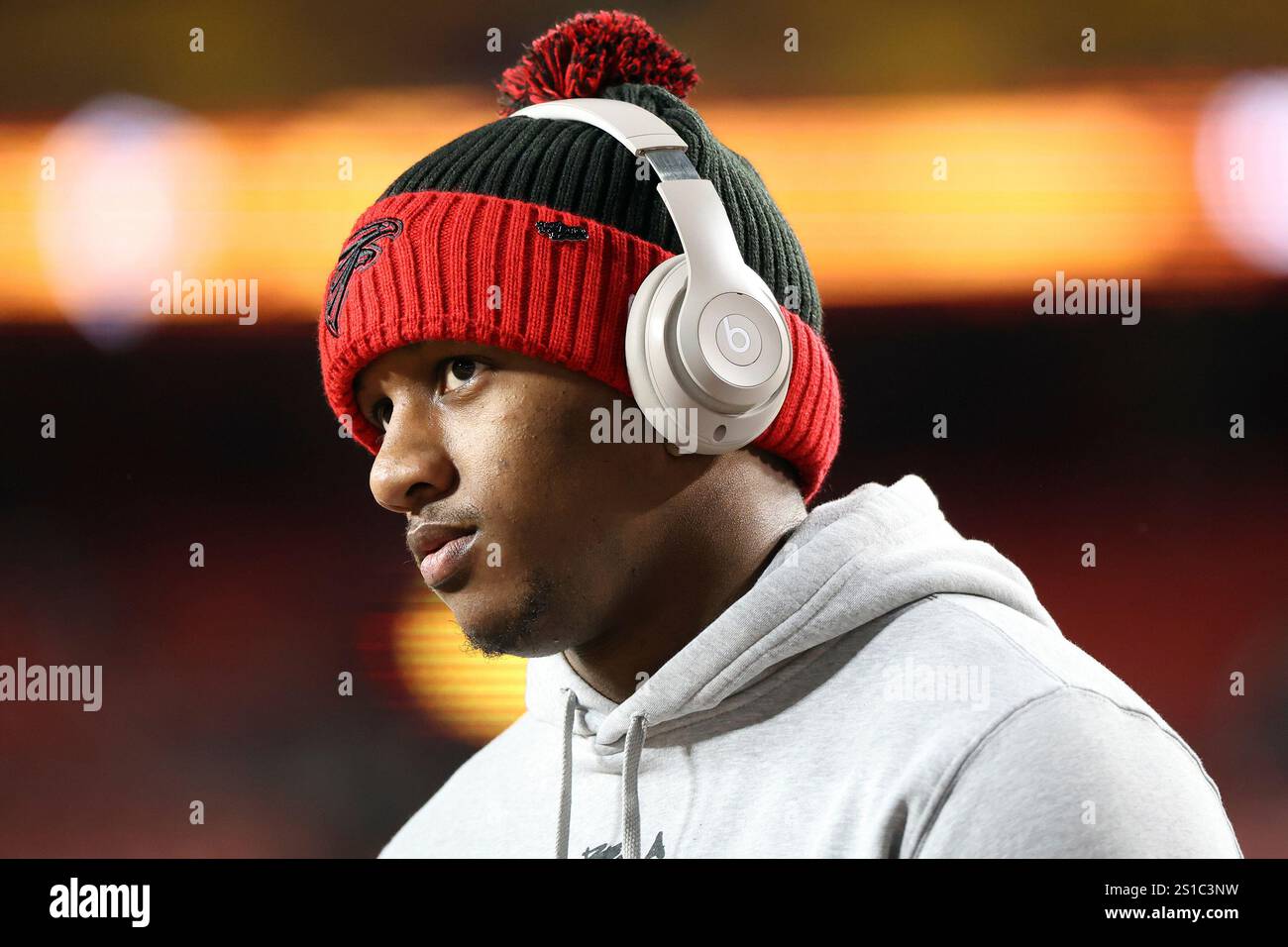 Atlanta Falcons quarterback Michael Penix Jr. (9) warms up before an ...