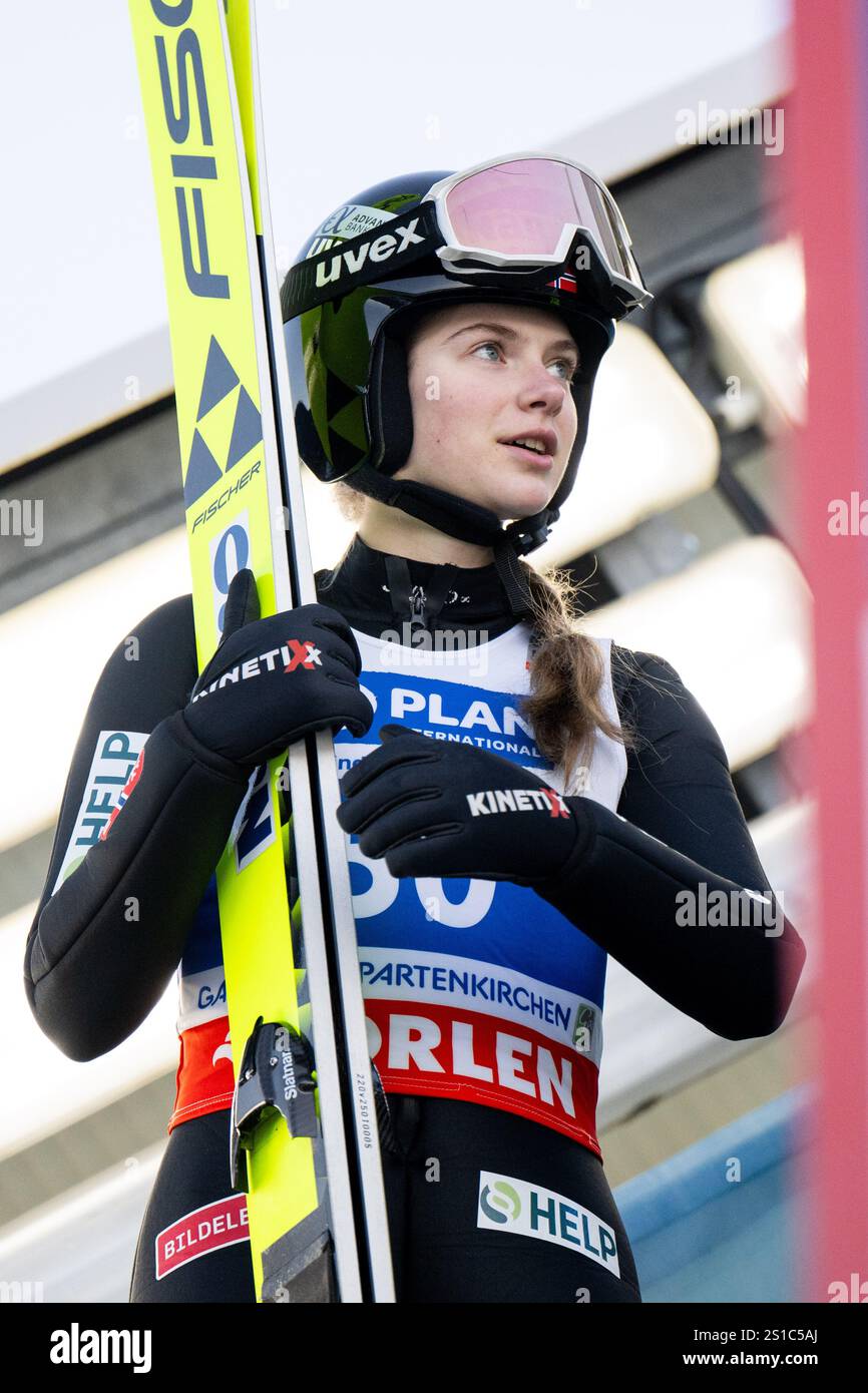 Ingvild Synnoeve Midtskogen (Norwegen), GER, FIS Viessmsann Skisprung ...