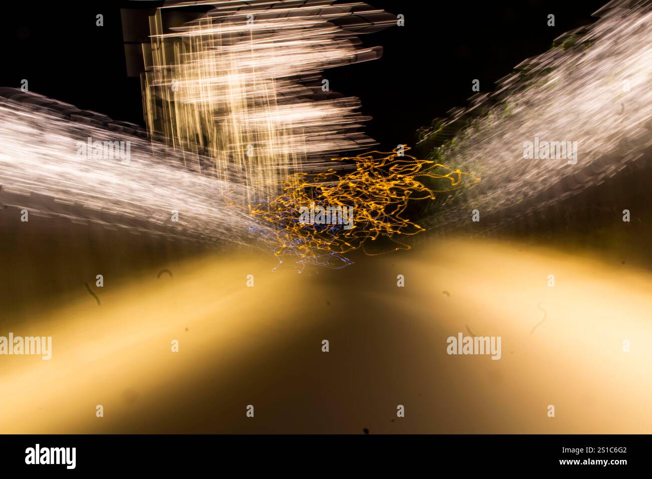 Backdrop of ethereal light hi-res stock photography and images - Alamy