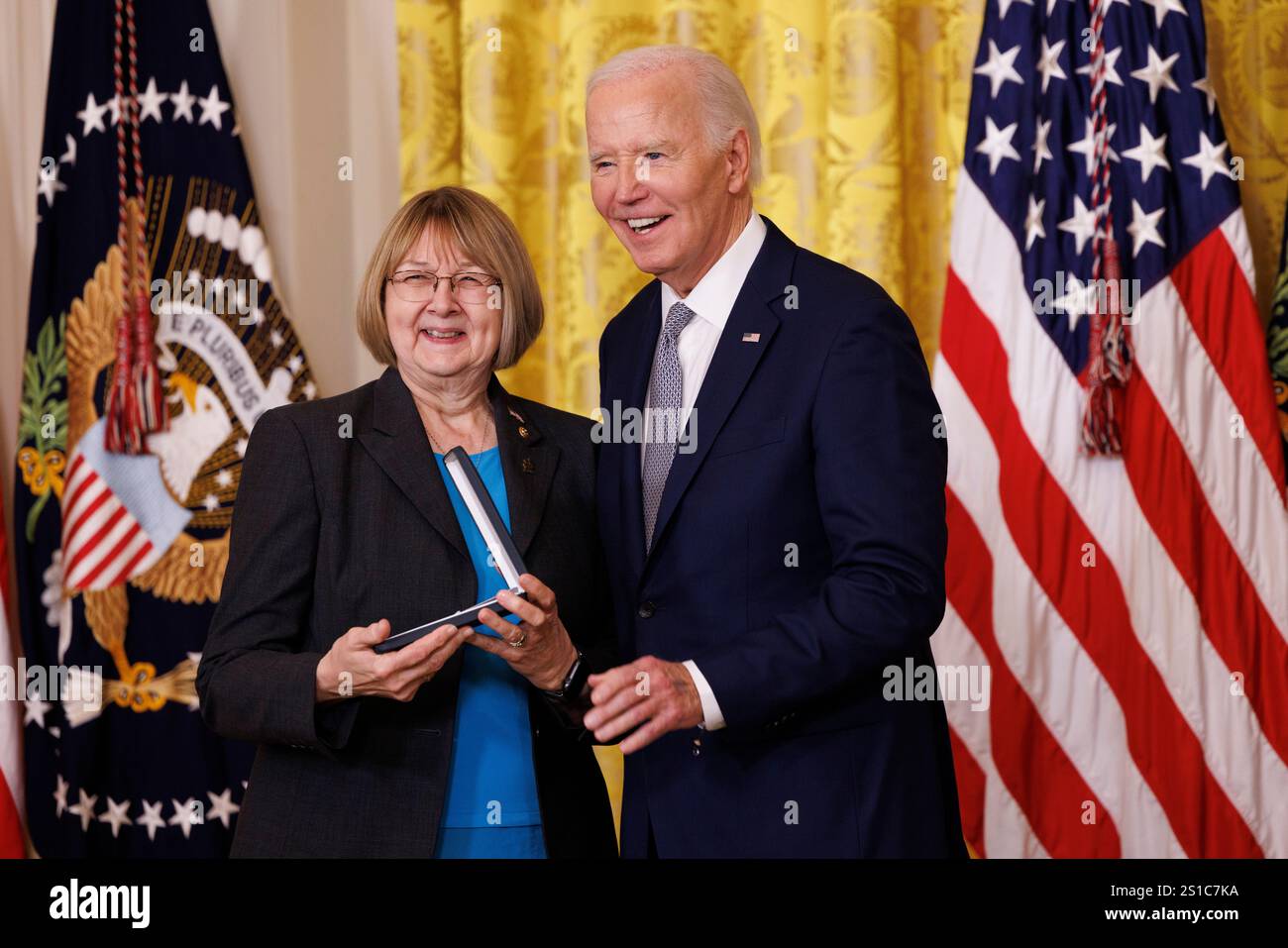 Washington, United States. 02nd Jan, 2025. Denise Rohan (Receiving on ...