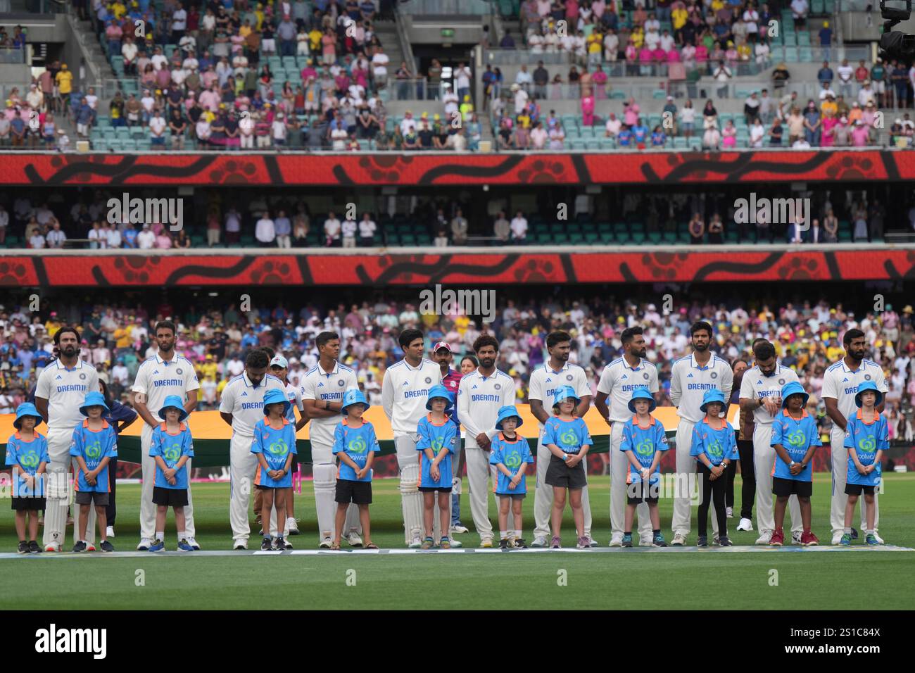 India line up ahead of play on the first day of the fifth cricket test ...