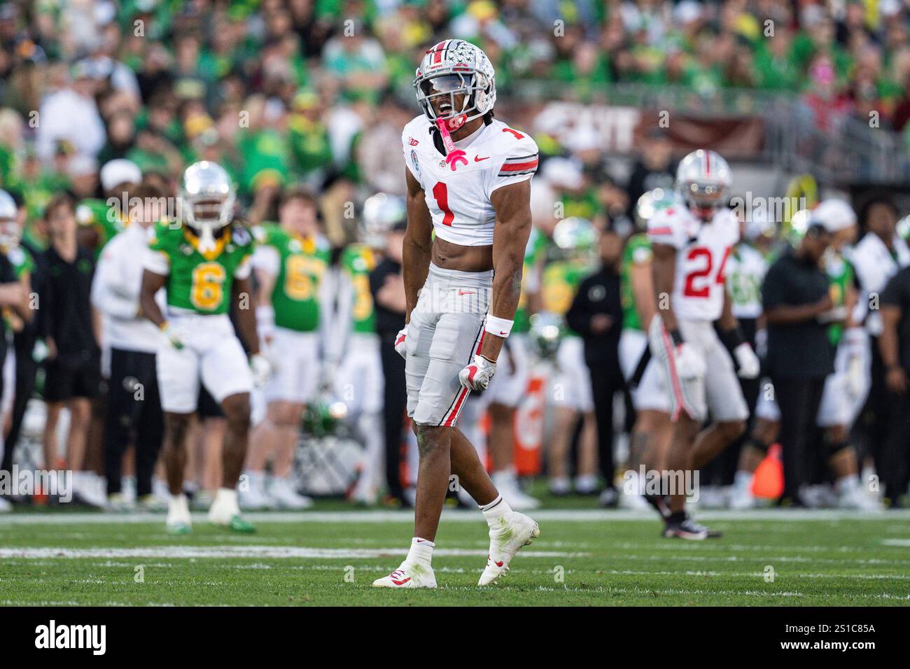 Ohio State Buckeyes cornerback Davison Igbinosun (1) celebrates during ...