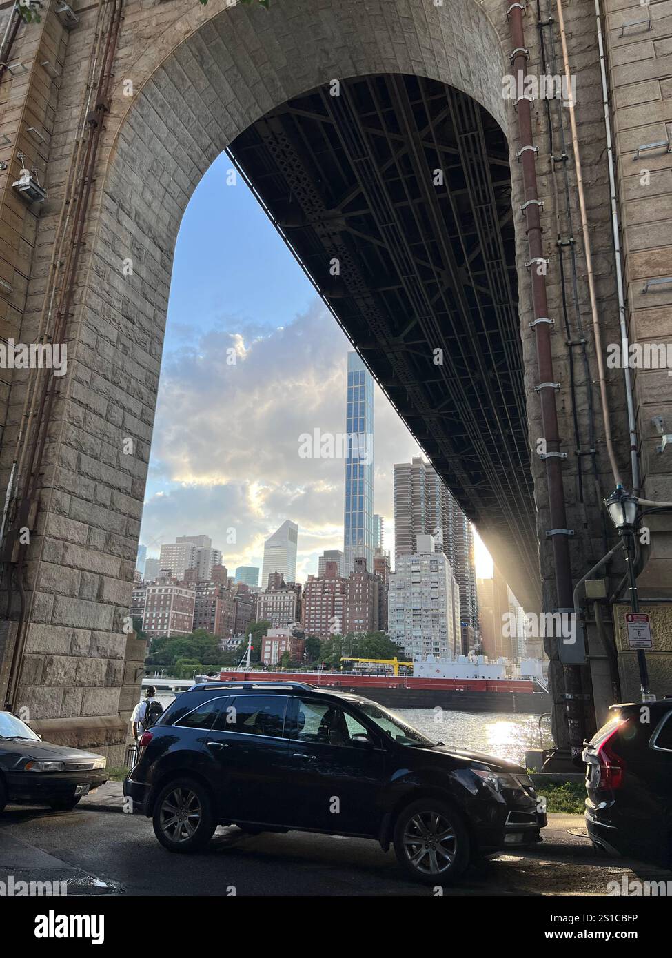 City view of Manhattan, New York City under an archway of the Roosevelt ...