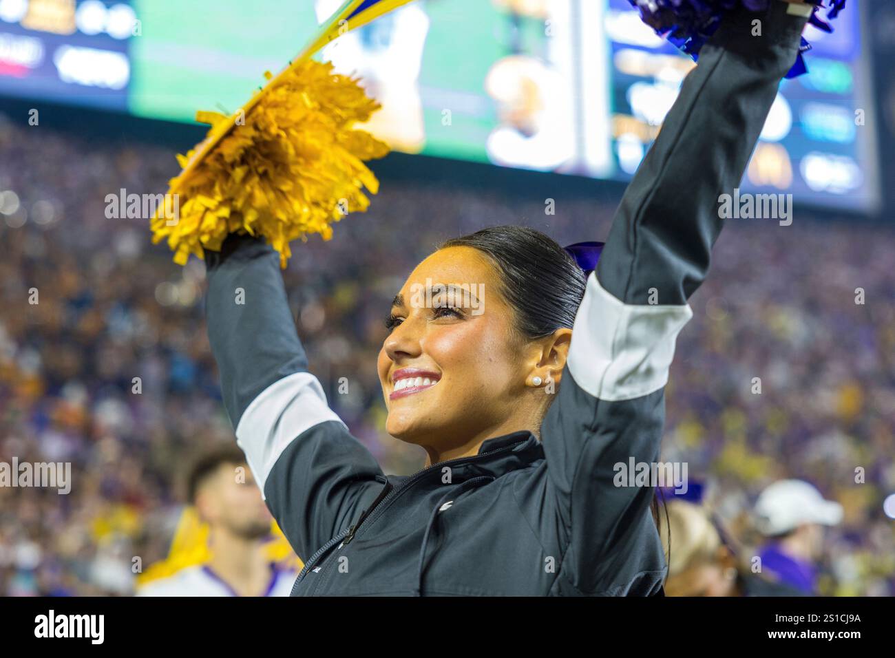 BATON ROUGE, LA - NOVEMBER 09: LSU Tigers cheerleaders entertain the ...