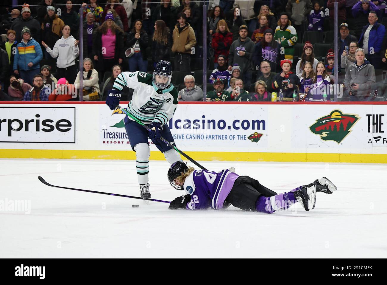 January 2nd, 2025: Minnesota Frost defender Claire Thompson (42) blocks ...