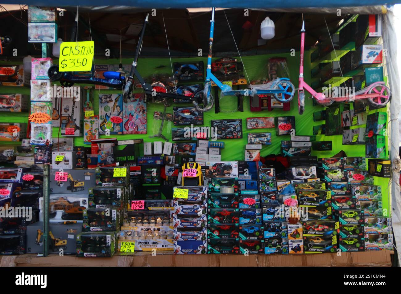 Vendors offers their products in outside market named as ‘Toy Fair’ in ...