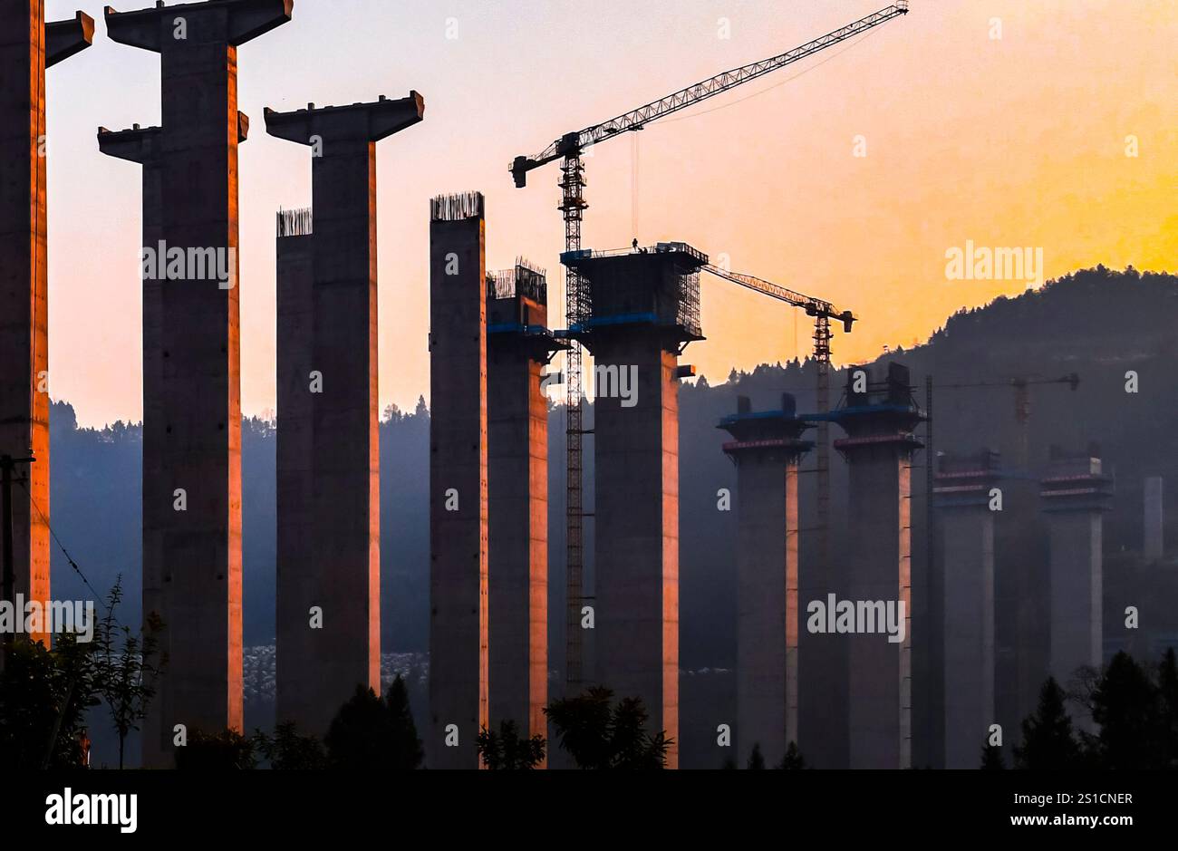 Bazhong, China. 03rd Jan, 2025. BAZHONG, CHINA - JANUARY 2, 2025 ...