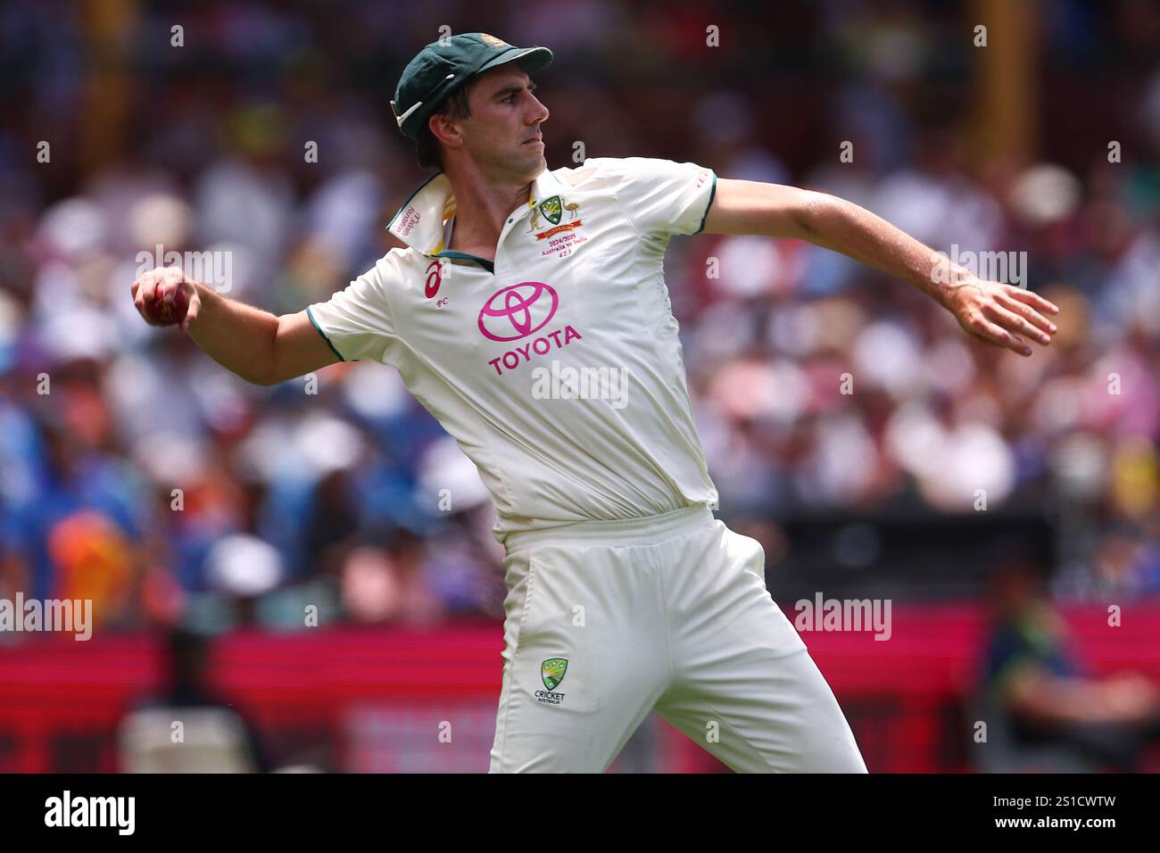 Wicketkeeper india hi-res stock photography and images - Alamy
