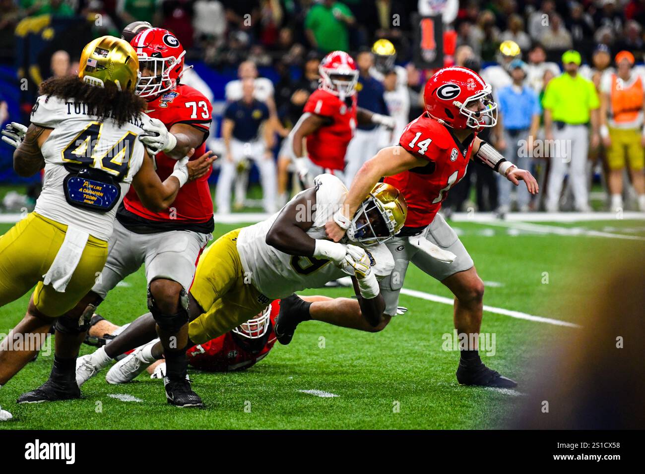 January 2, 2025, New Orleans, Louisiana, USA: Georgia quarterback (14 ...
