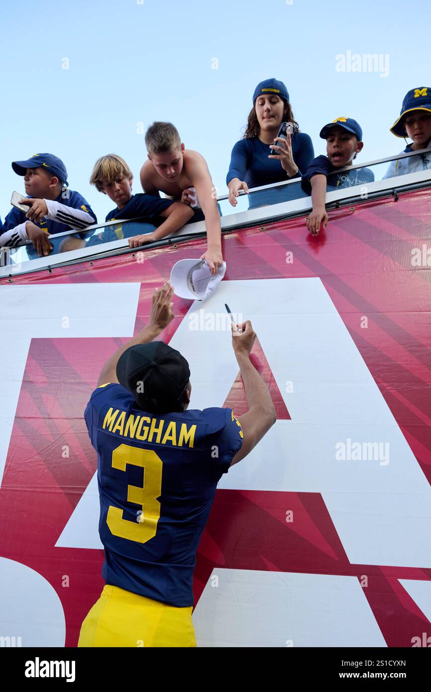 Tampa, Florida, USA. 31st Dec, 2024. Michigan defensive back Jaden ...