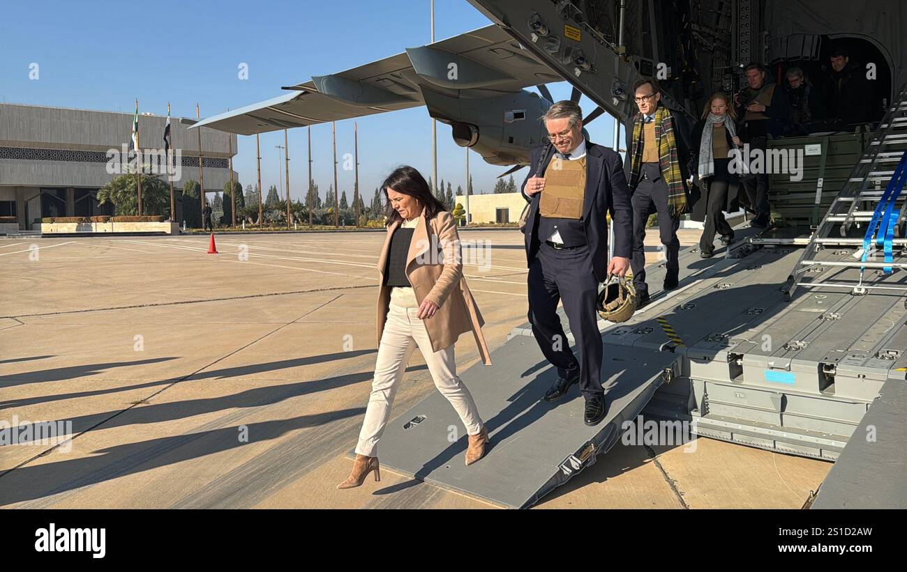 Damaskus, Syria. 03rd Jan, 2025. Foreign Minister Annalena Baerbock ...