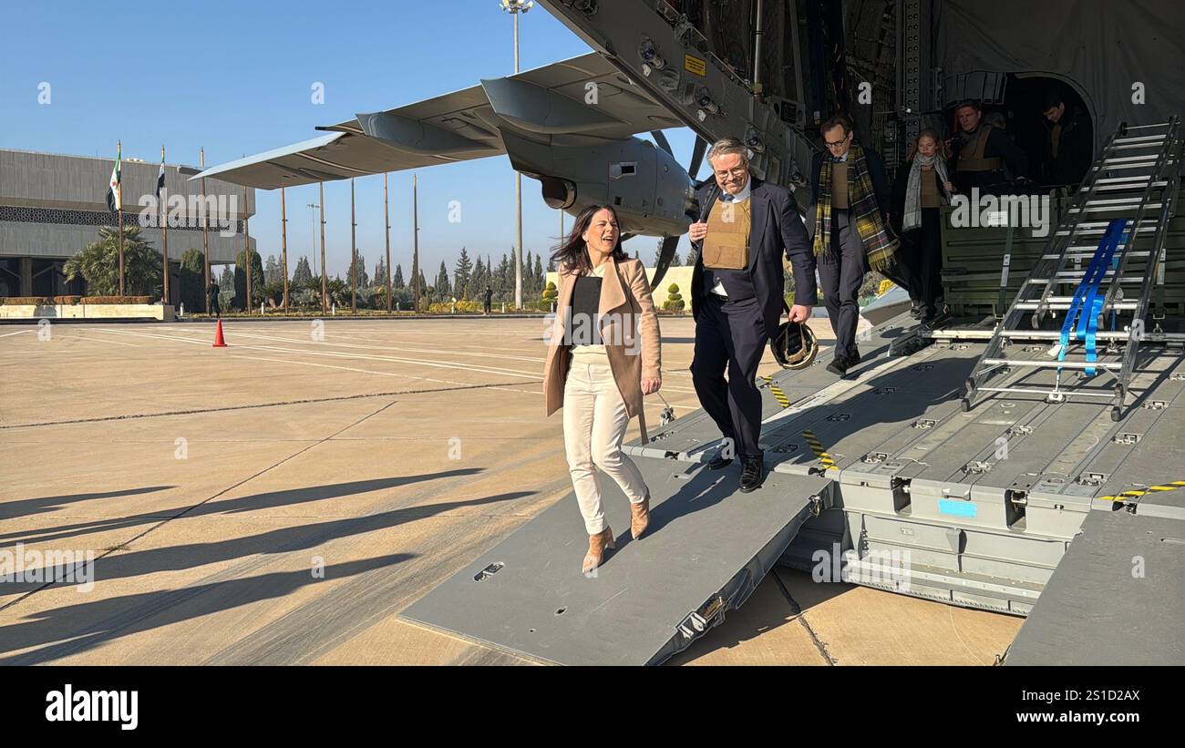 03 January 2025, Syria, Damaskus: Foreign Minister Annalena Baerbock ...