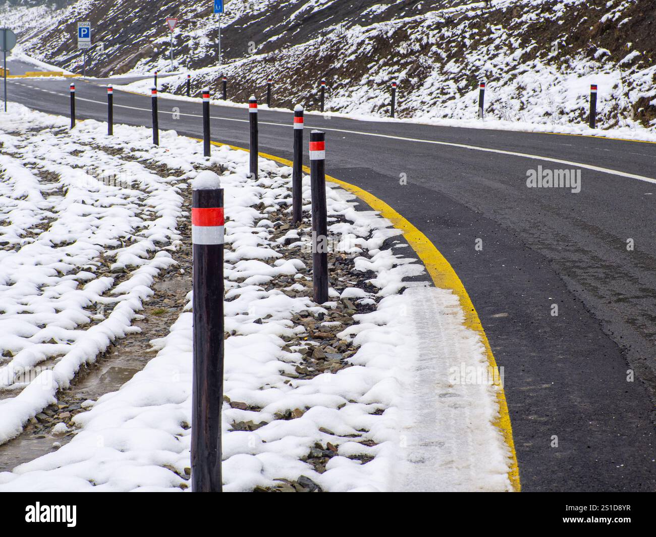 Black White Striped Roadside Delineator Posts Guiding Drivers Along a ...