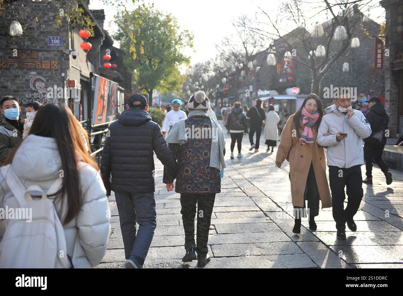 Tourists visit the Laomendong scenic area to welcome the New Year in ...