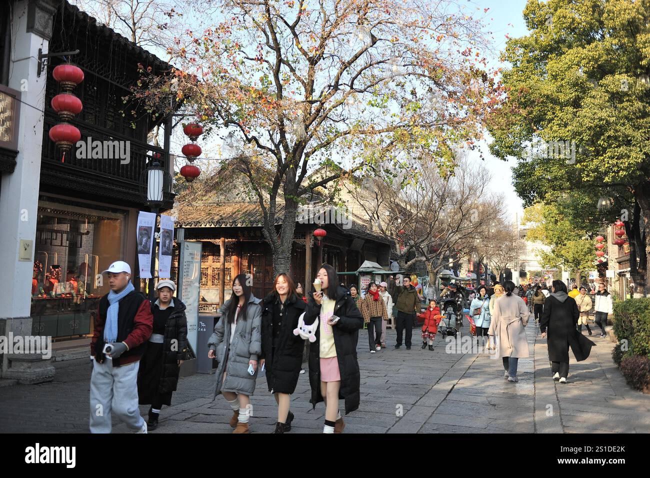 Tourists visit the Laomendong scenic area to welcome the New Year in ...