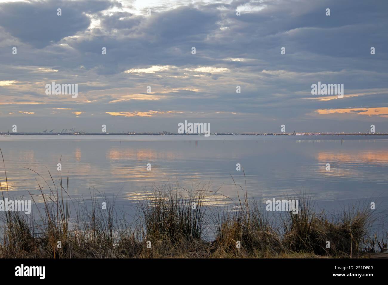 December sunset in Daphne, Alabama Stock Photo - Alamy